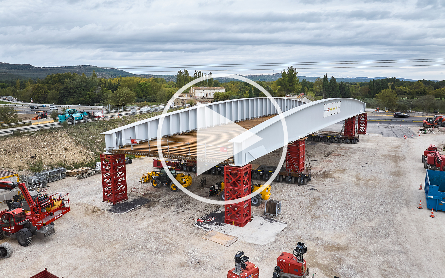 Time lapse de la construction du pont de la RD68 sur l’A7 - Aménagement ...