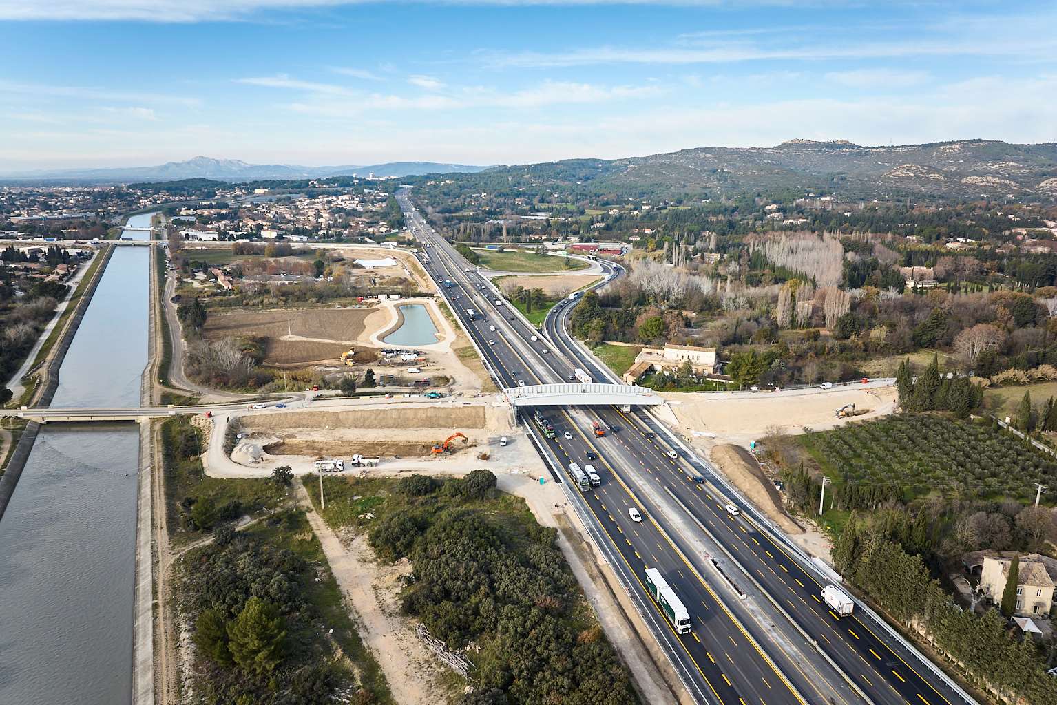 Fermetures nocturnes de la bifurcation A7/A54 lundi 3, mardi 4 ...